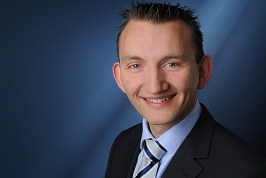 Chair of Information Systems — School of Business and Economics